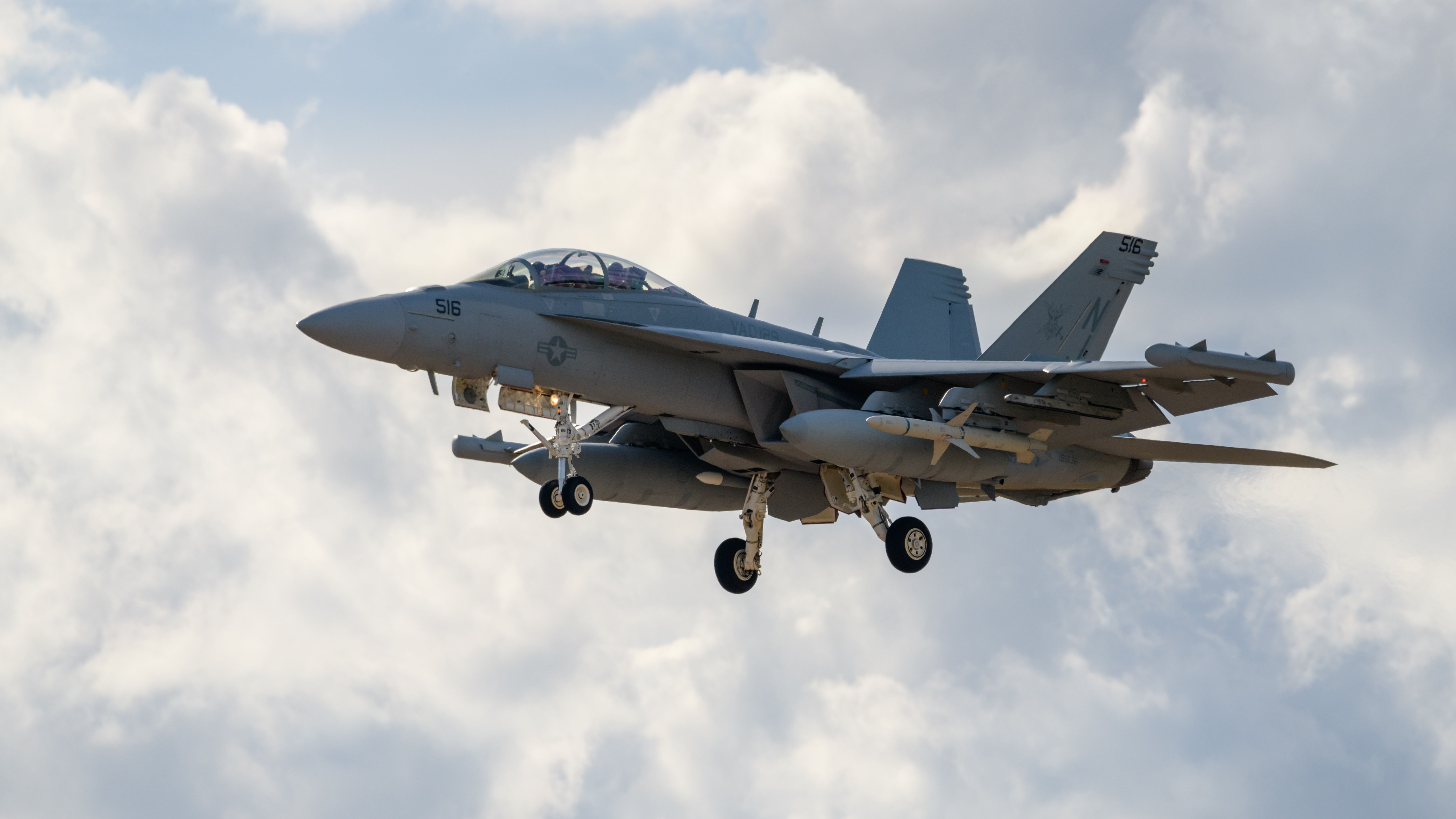 EA-18G Growler: Teljes útmutató a Boeing F/A-18E/F Super Hornet hordozó ...