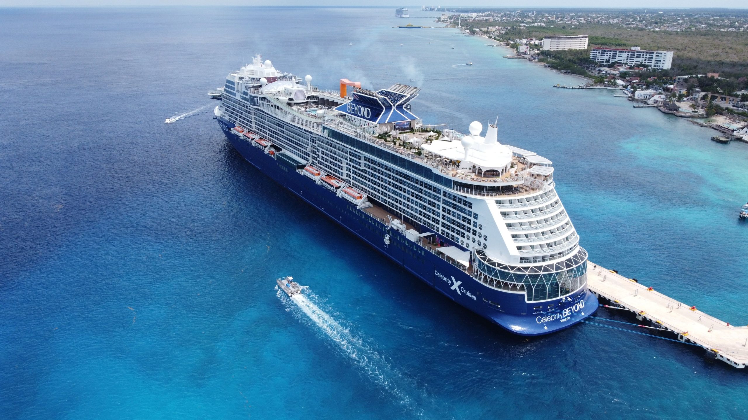 Julkkisristeilyt rikkovat vihdoin hiljaisuuden odotetuista uusista ...